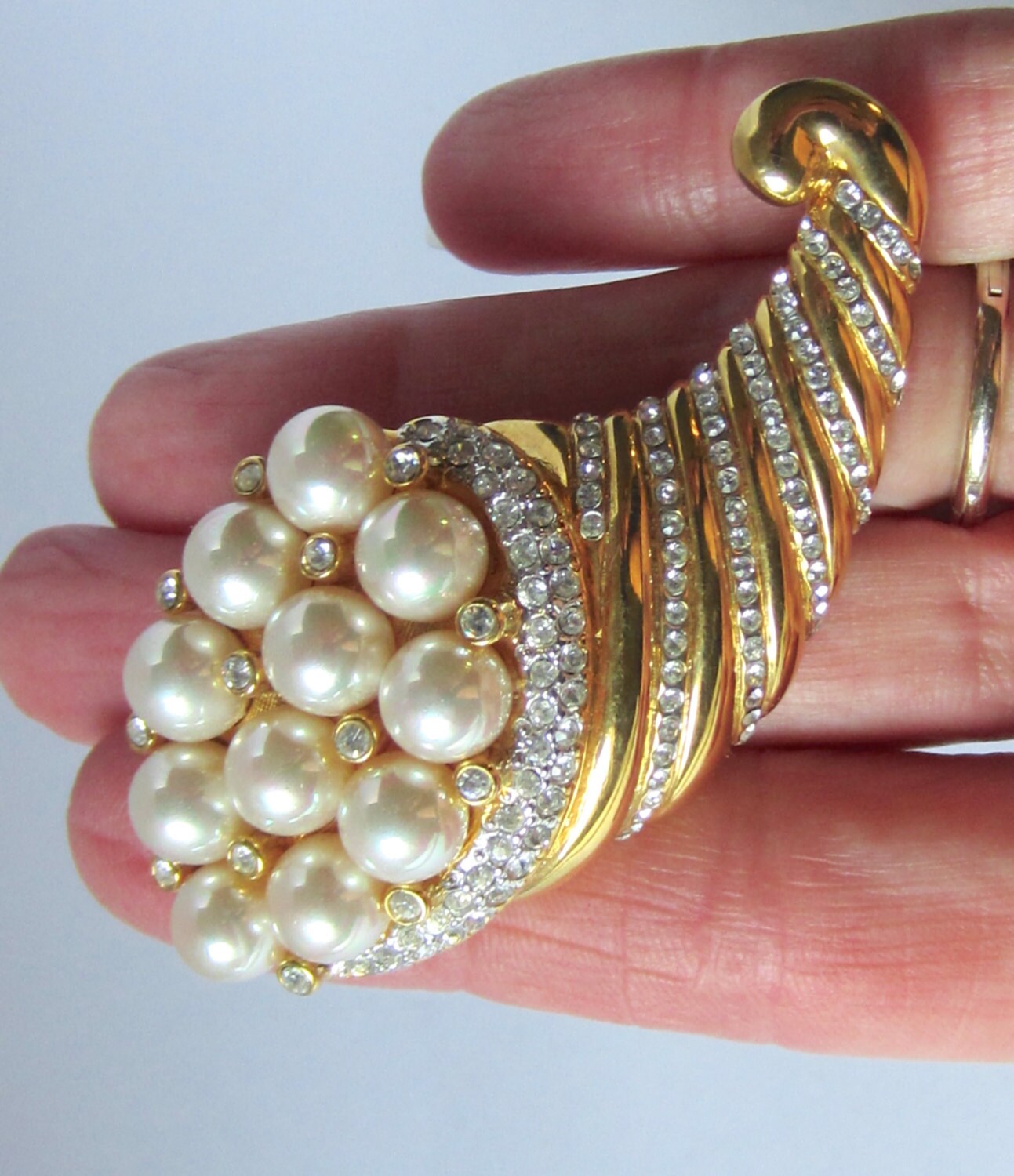 Nolan Miller signed PEARL bead & CRYSTAL “Horn of PLENTY” pin brooch ...