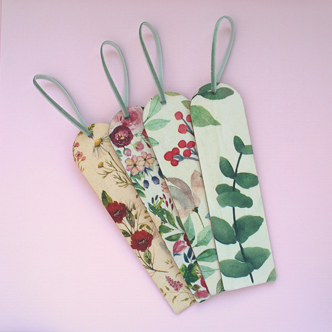 Bookmark Set, 4 Count, Flower Patterns, Green Velvet Ribbon - Etsy