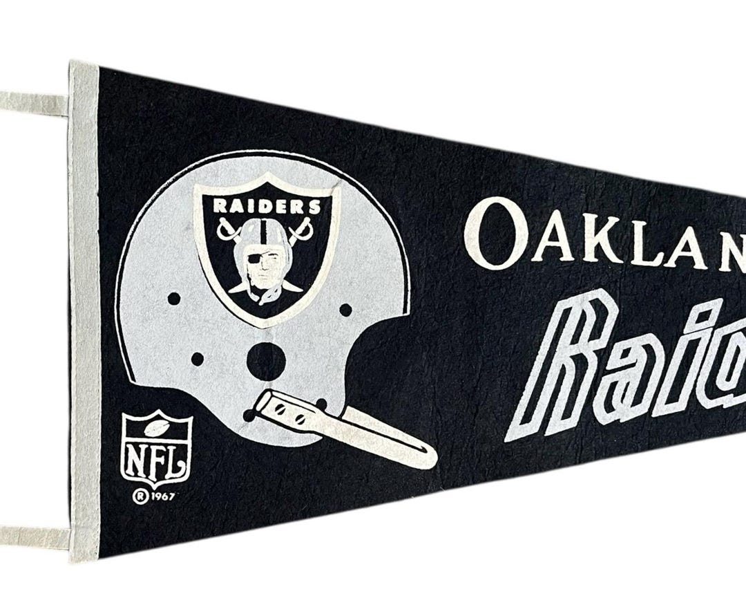 Vintage 1967 Oakland Raiders Single Bar Football Helmet Full Sized 29 ...