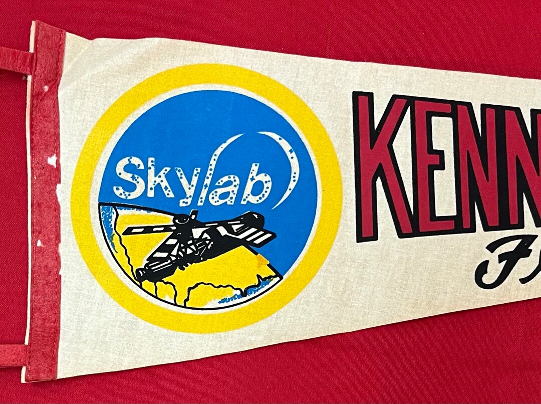 Vintage Kennedy Space Center Skylab Graphic 29 Inch Felt Pennant - Etsy