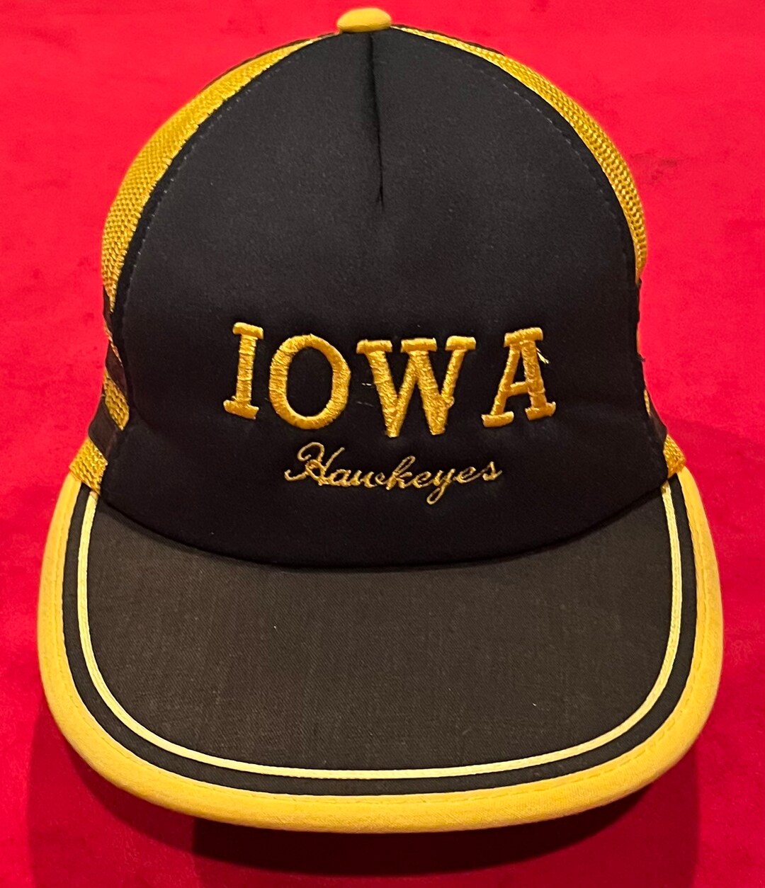 Fantastic Vintage 1980's University of Iowa Hawkeyes Three Stripe ...