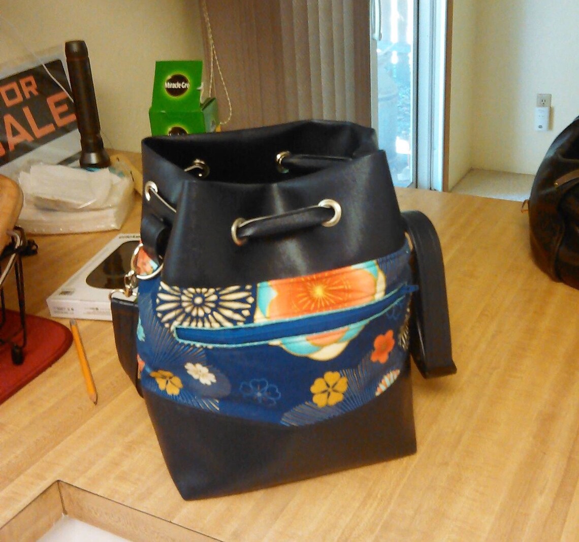 PDF Bag Pattern Bucket Bag PDF Pattern Lots of Pockets - Etsy