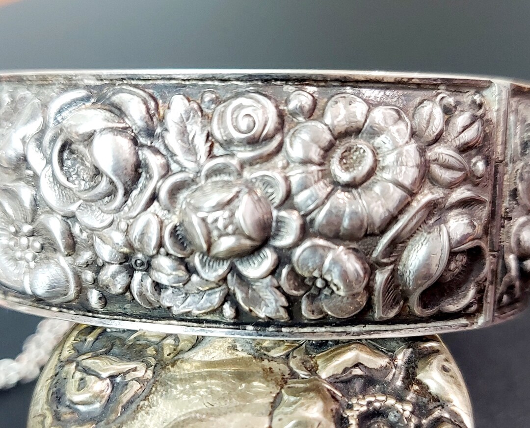 Art Nouveau Flowers Repousse Silver Wide Bracelet / Embossed Floral ...