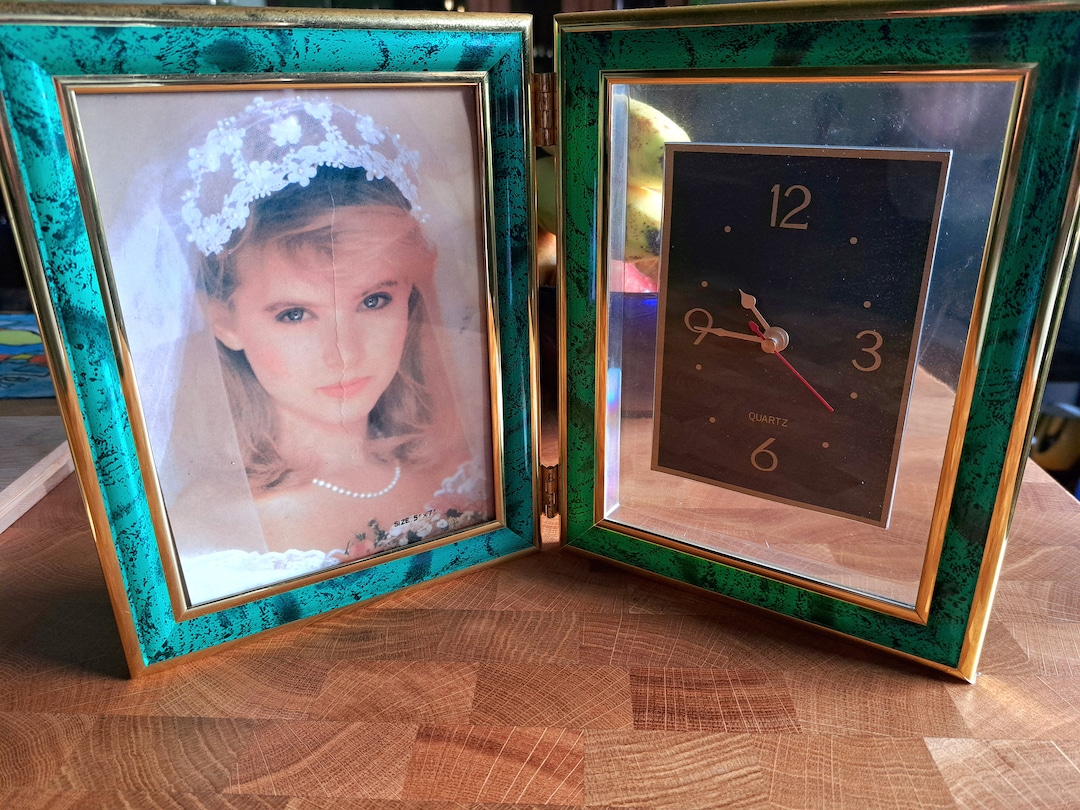 Vintage Foldable Clock Picture Frame 90s - Etsy