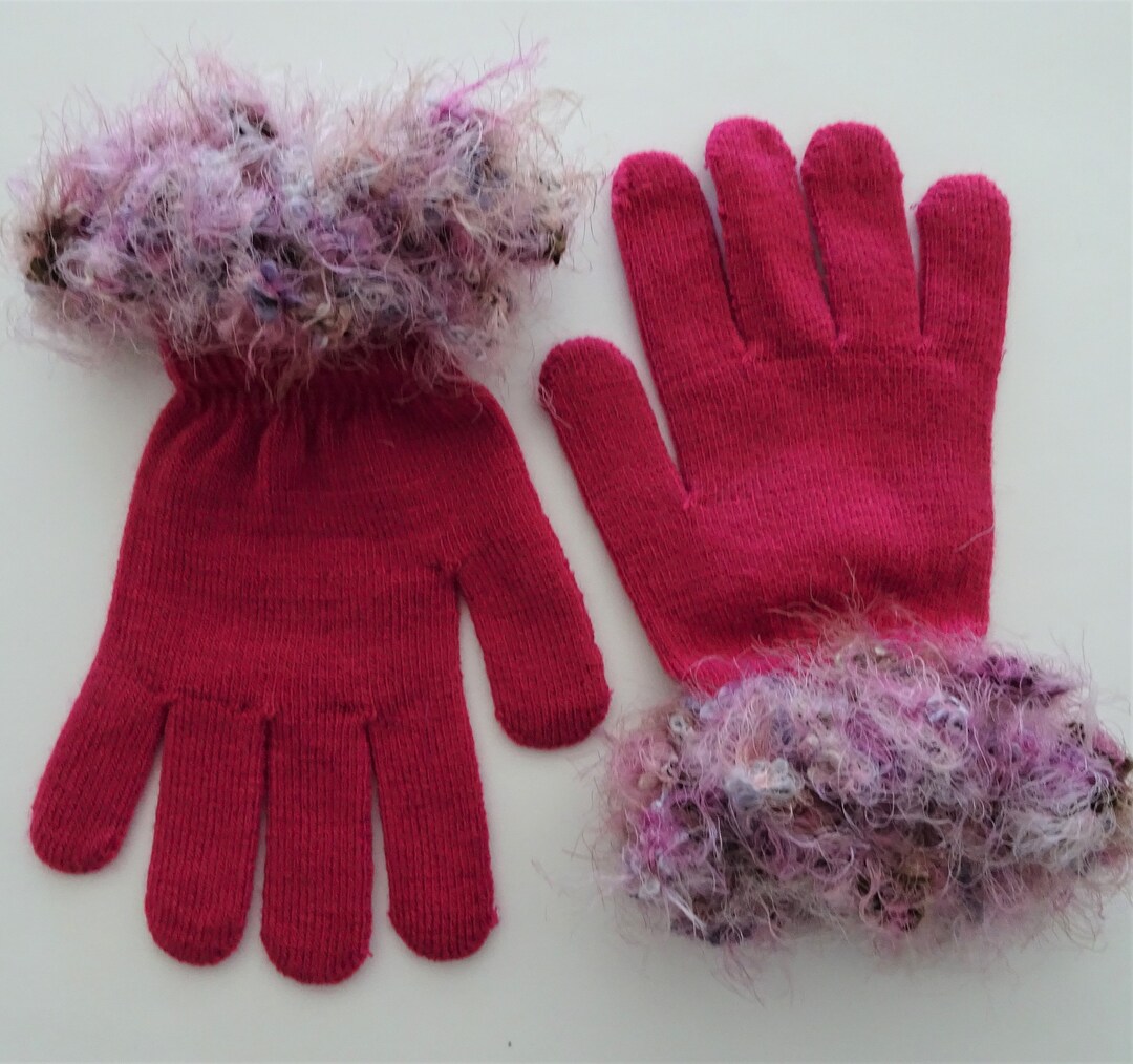Magenta Pink Stretch Knit Gloves With Crochet Embellished Yarn Cuffs ...