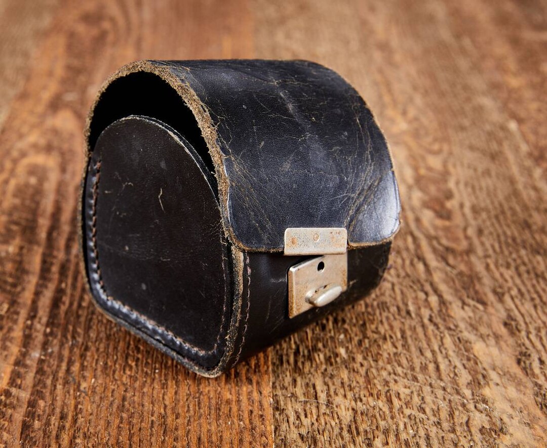 Vintage Leather Lens Case Made in England - Etsy