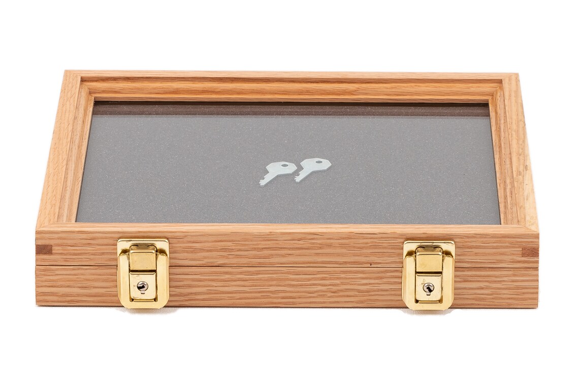 Two Timbers Extra Small Display Case With Natural Oak Finish - Etsy