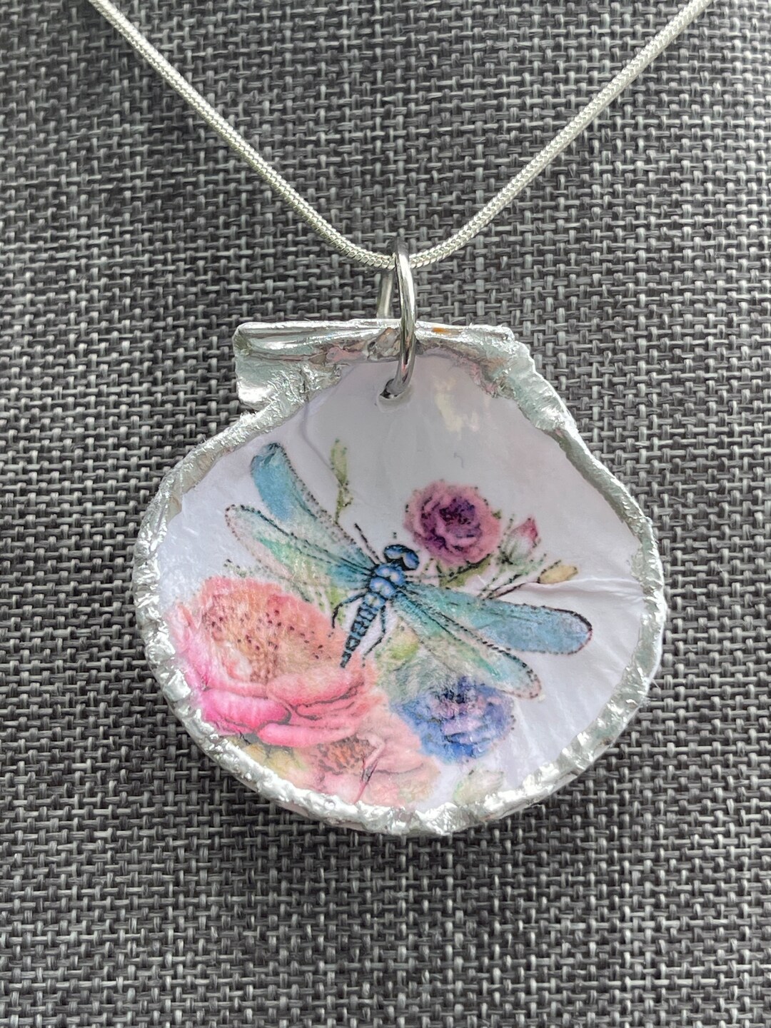 Dragonfly Scallop Shell Necklace - Etsy