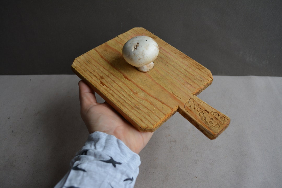 Antique Rustic Cutting Board With Food Chopper - Bread Board - Chopping ...