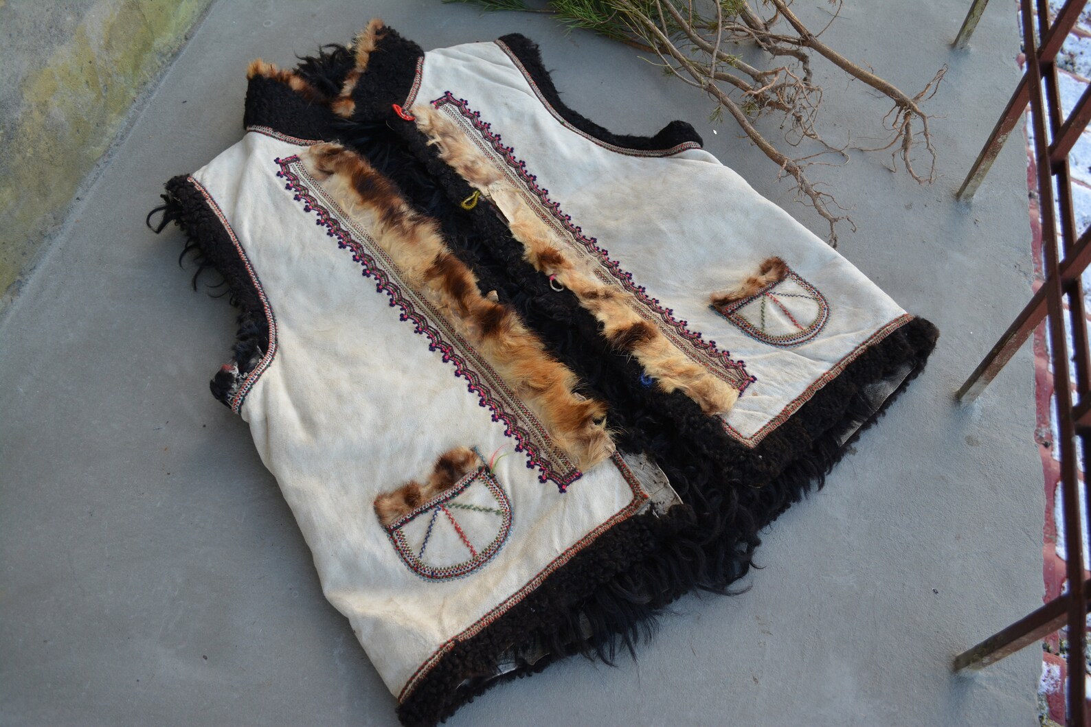 Antique Ukrainian vest Traditional Ukrainian sleeveless | Etsy