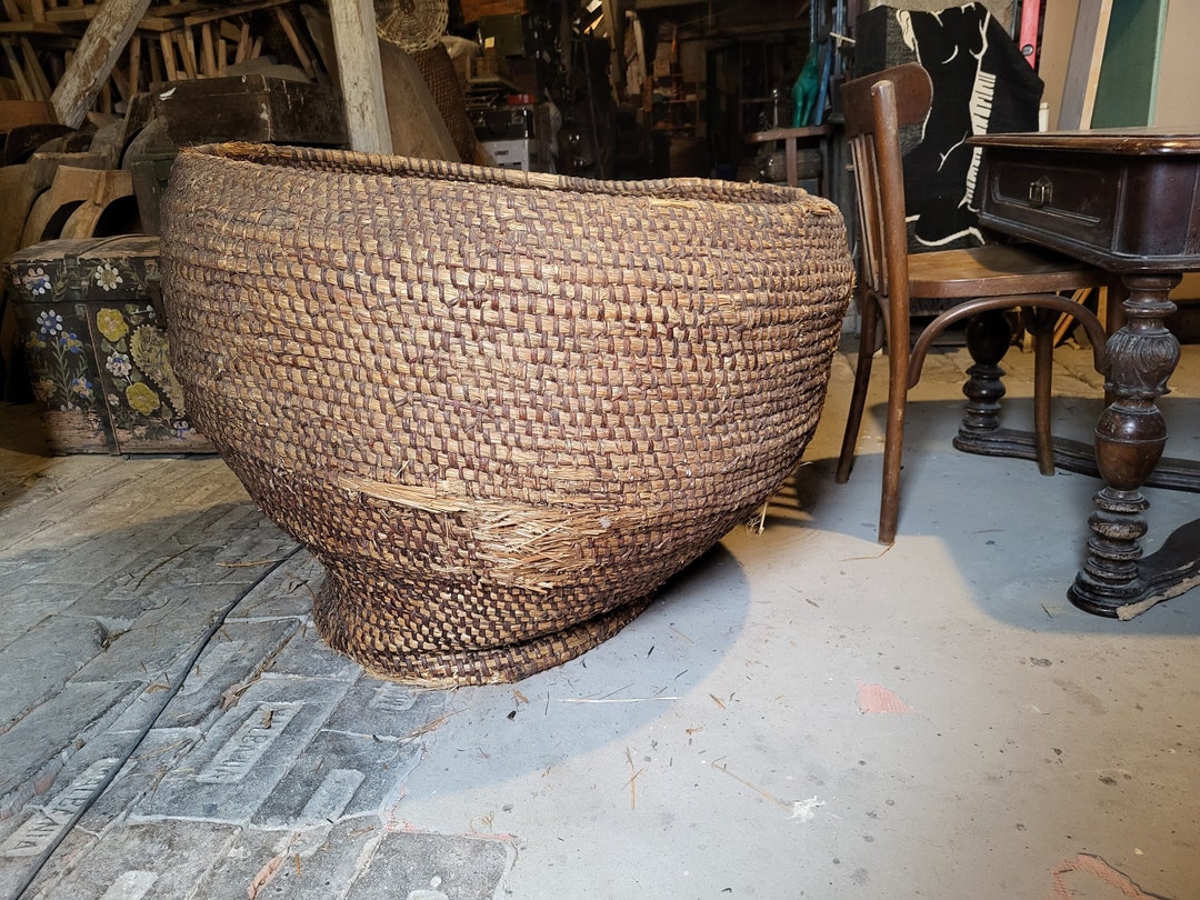 Very Big Vintage Antique Wicker Basket Antique Hand Woven Basket Country Farmhouse Primitives ...