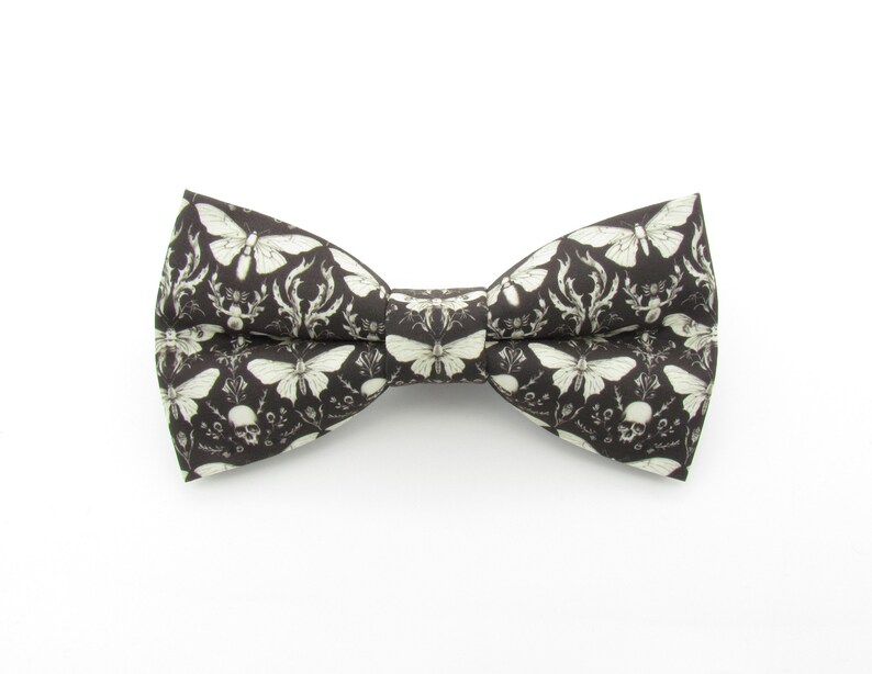 Gothic Moth and Skull Patterned Bowtie - Ornate Gothic Bowtie | Gothic ...