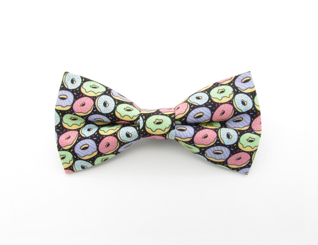 Donut Patterned Bowtie Set - Iced Ring Doughnuts | Men's Bowties ...