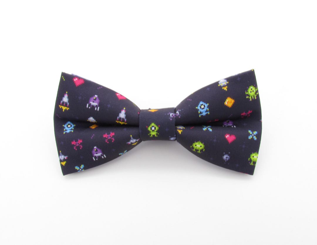 Pixel Arcade Game Bowtie & Faux Pocket Square - Retro Gamer Bowtie ...