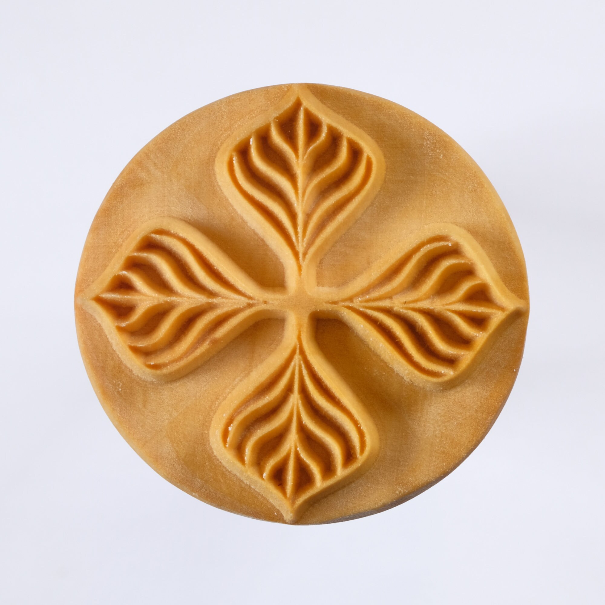 Scxl-025 Extra Large Round Stamp Four Leaves | Etsy