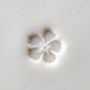 Scs-192 Small Round Wood Pottery Stamp - Hibiscus - Etsy