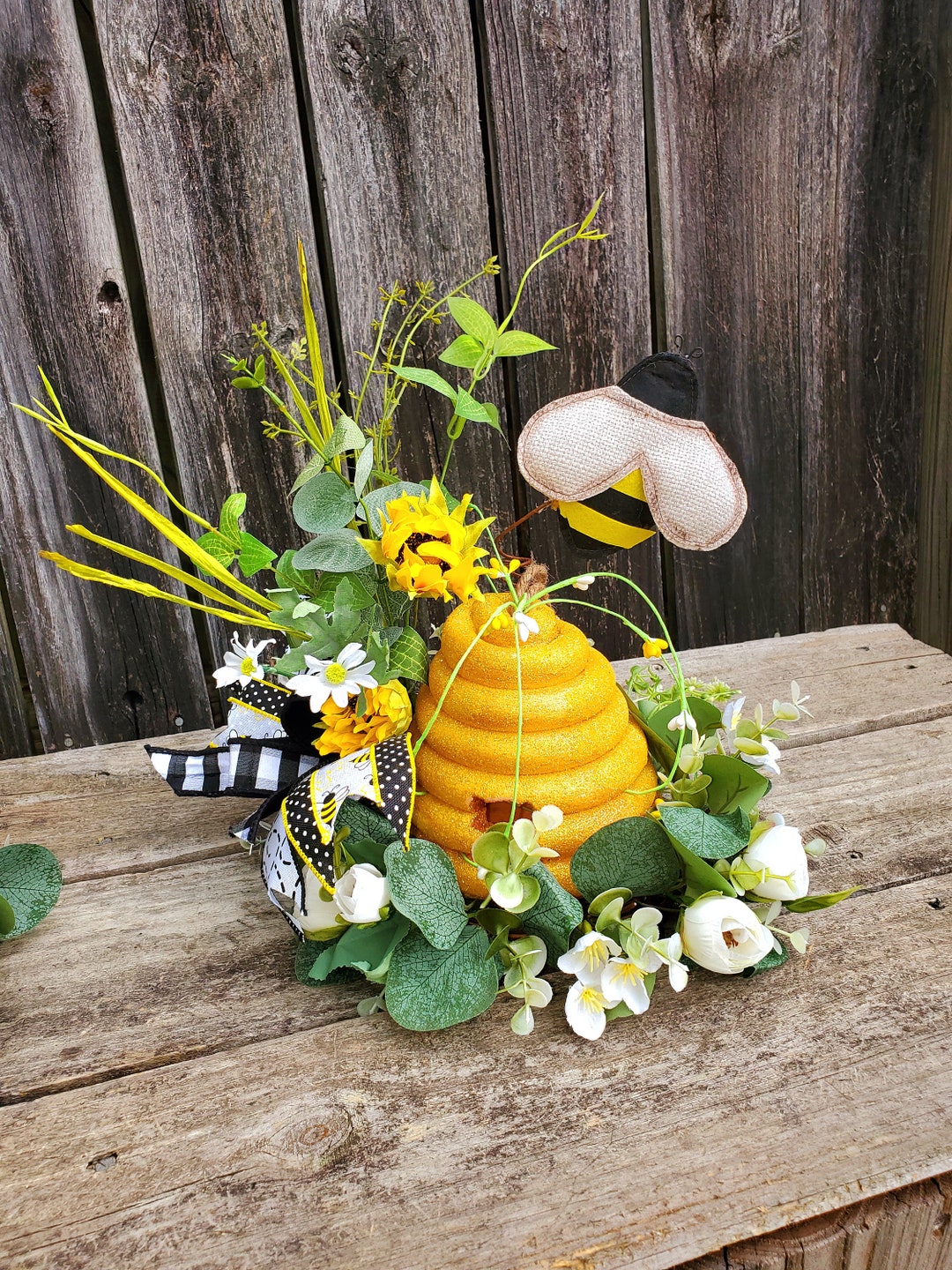 Bee Centerpiece, Bumblebee Bow, Bumblebee Decor for Home, Summer Decor ...