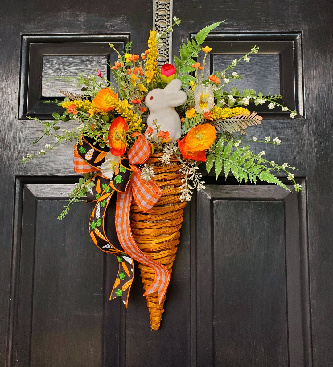 Easter Bunny Door Decor, Spring Bunny Wreath, Farmhouse Spring Decor ...