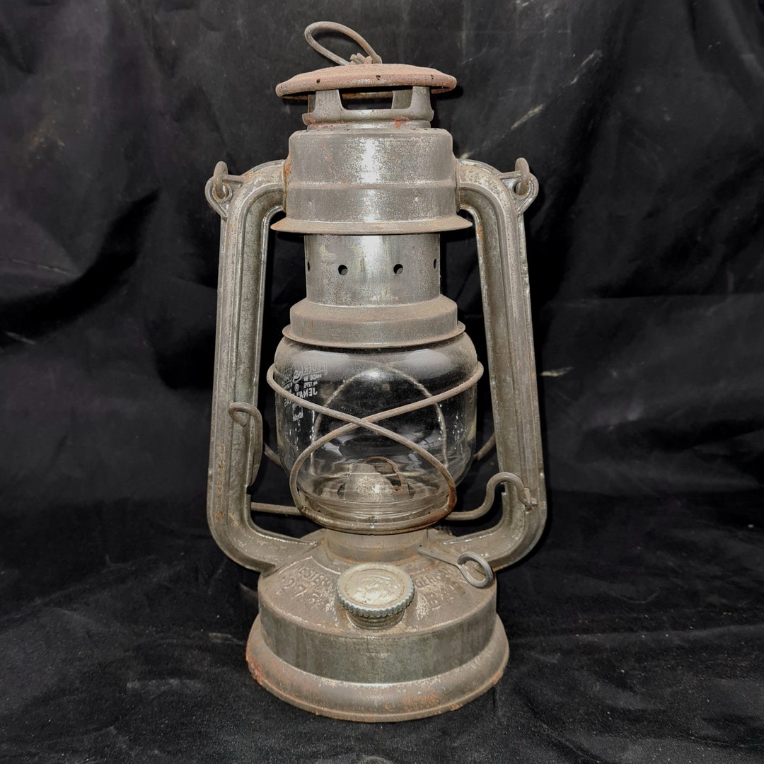 Vintage FEUERHAND 275 Baby Kerosene Lamp Parrafin Oil Hurricane Lantern ...