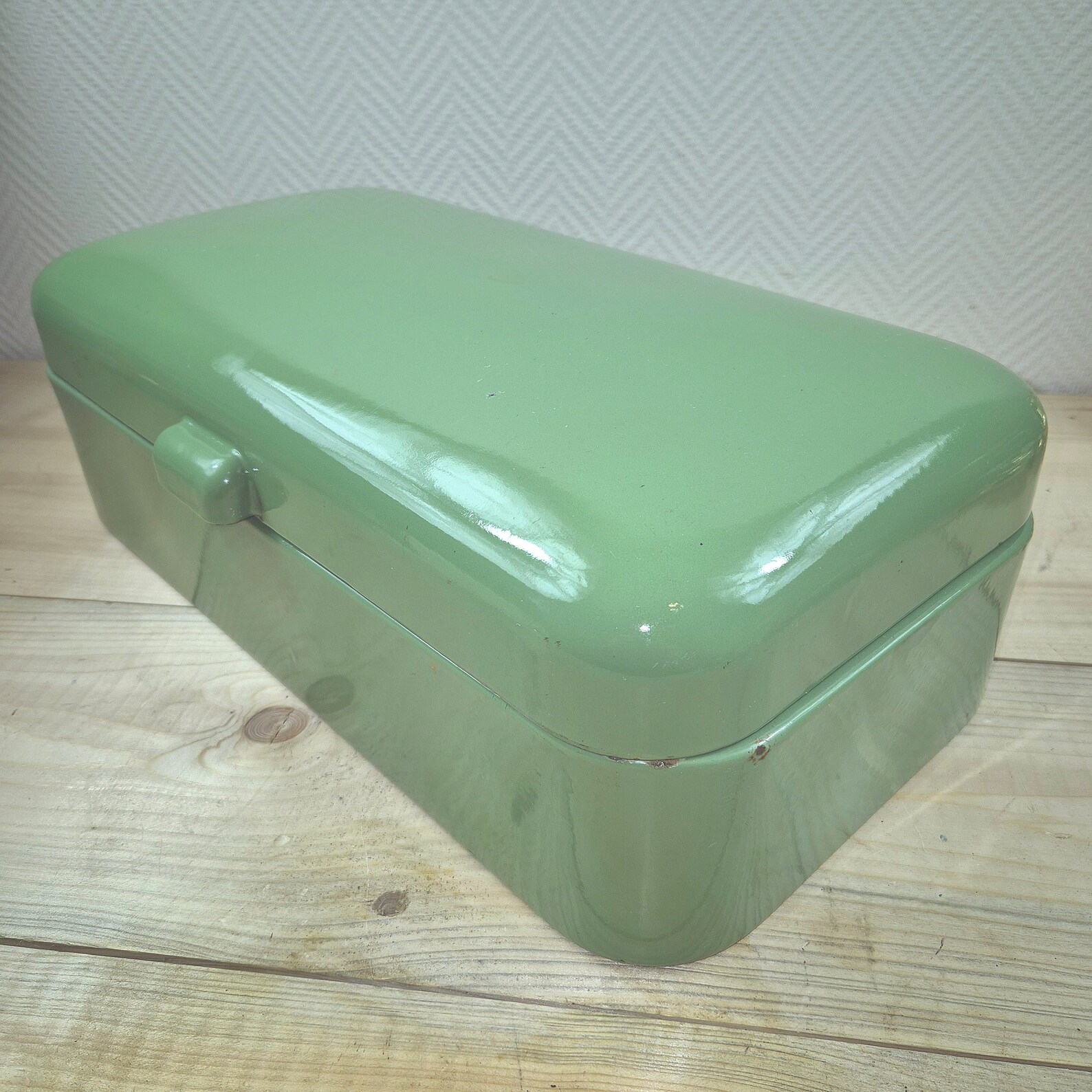 Enamel BREAD BOX DUTCH Enamelware Breadbox Large Green Boite a Pain ...