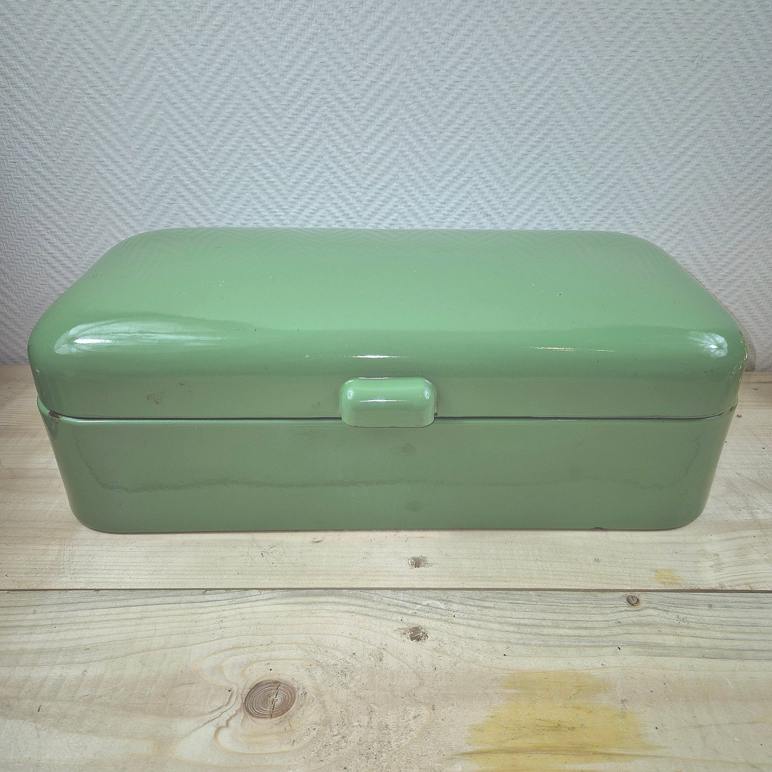 Enamel BREAD BOX DUTCH Enamelware Breadbox Large Green Boite a Pain ...