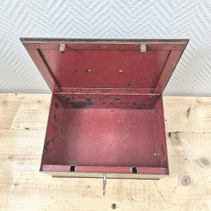 Antique BEAUMONT Bank Vault Metal Strong Box Safe Deposit Box With Key ...