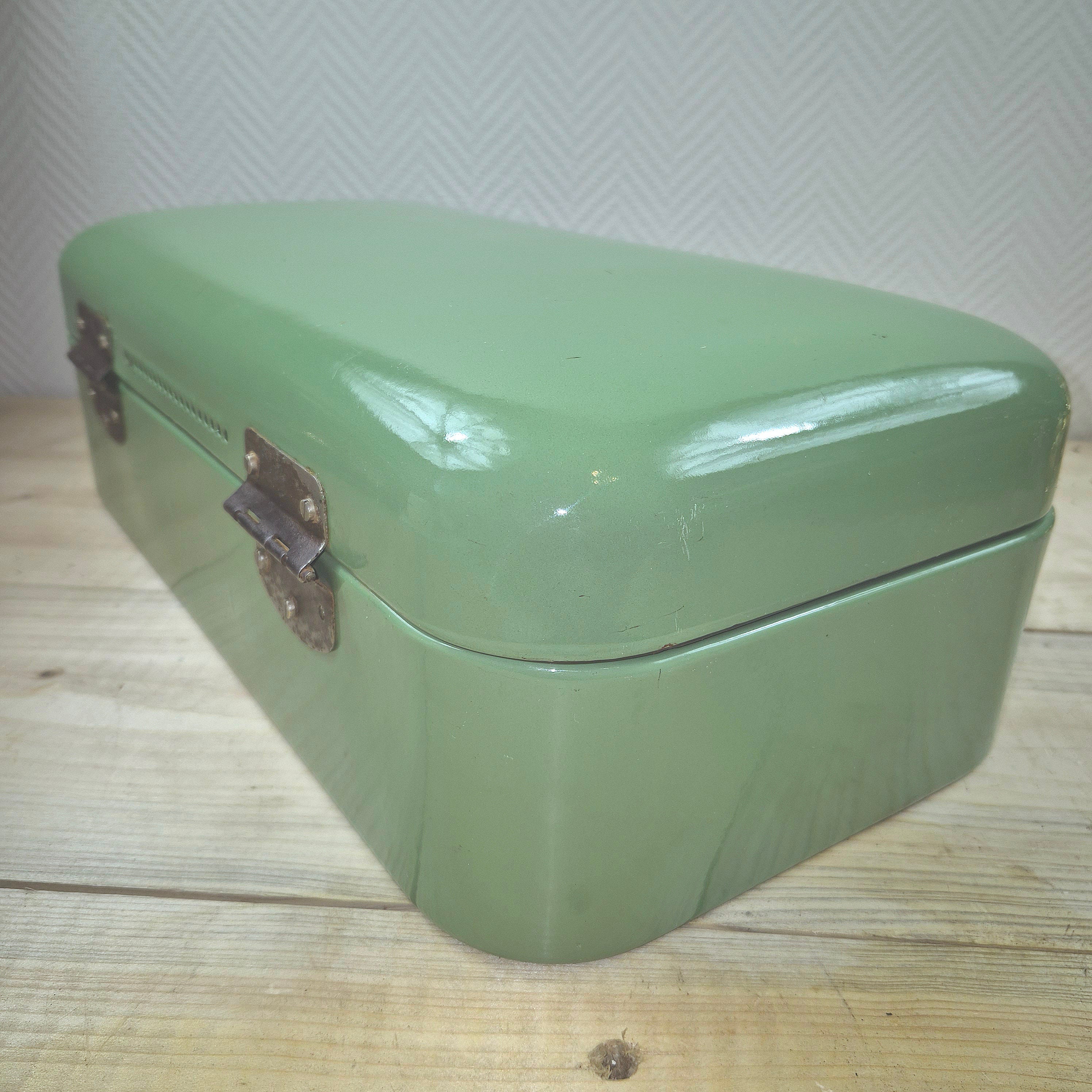 Enamel BREAD BOX DUTCH Enamelware Breadbox Large Green Boite a Pain ...