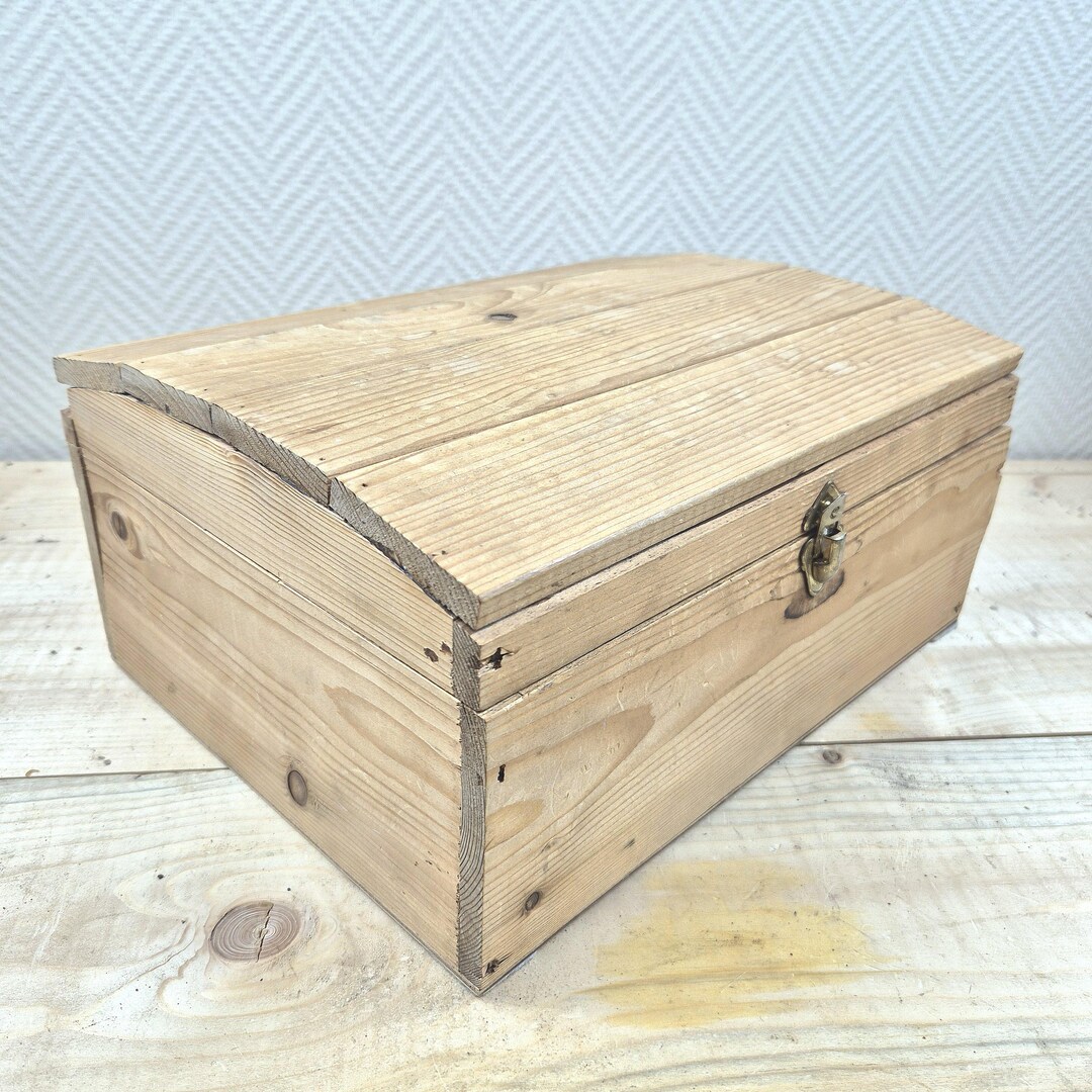 Vtg Chest Box Pine Wood Treasury Chest Handmade Storage Treasure Chest ...
