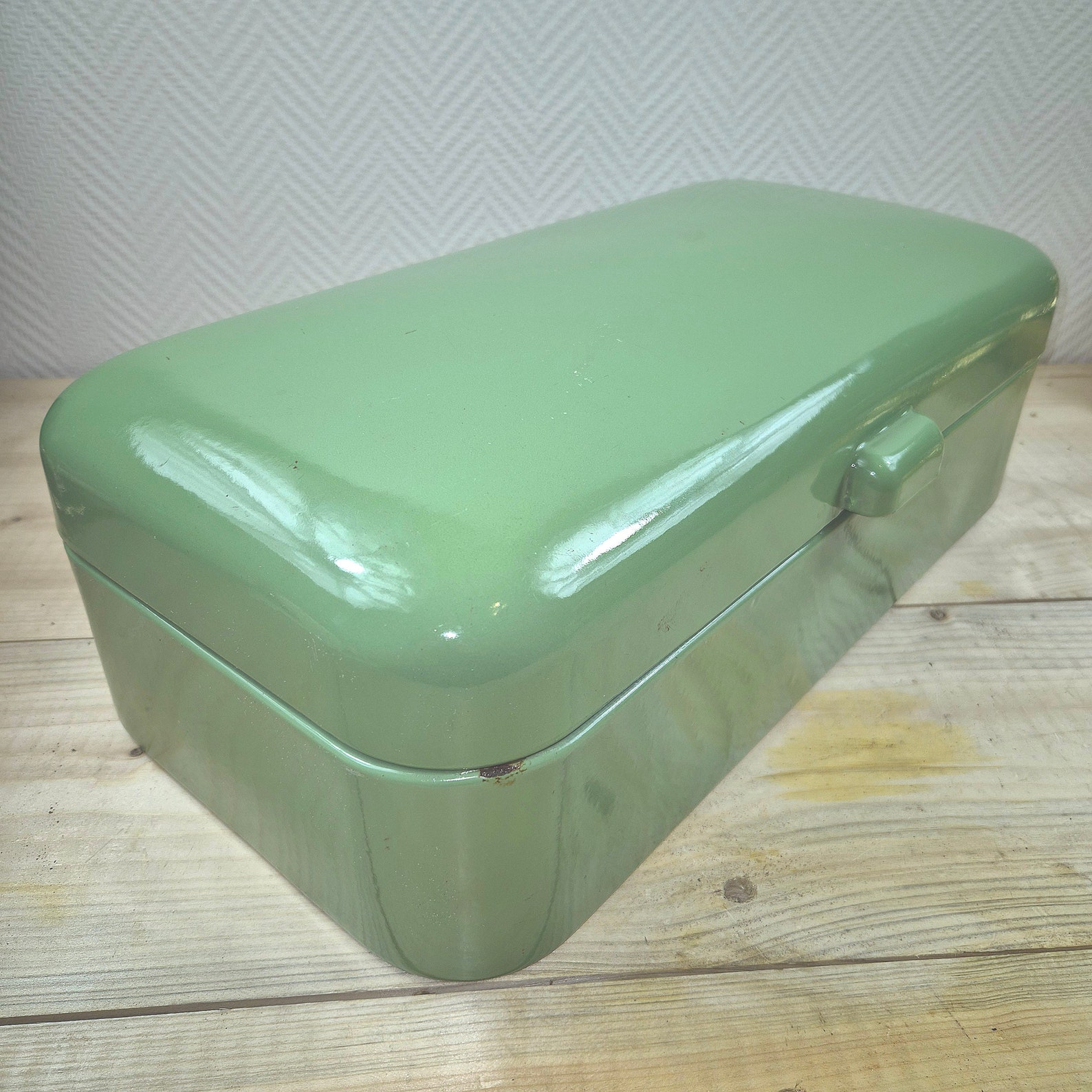 Enamel BREAD BOX DUTCH Enamelware Breadbox Large Green Boite a Pain ...