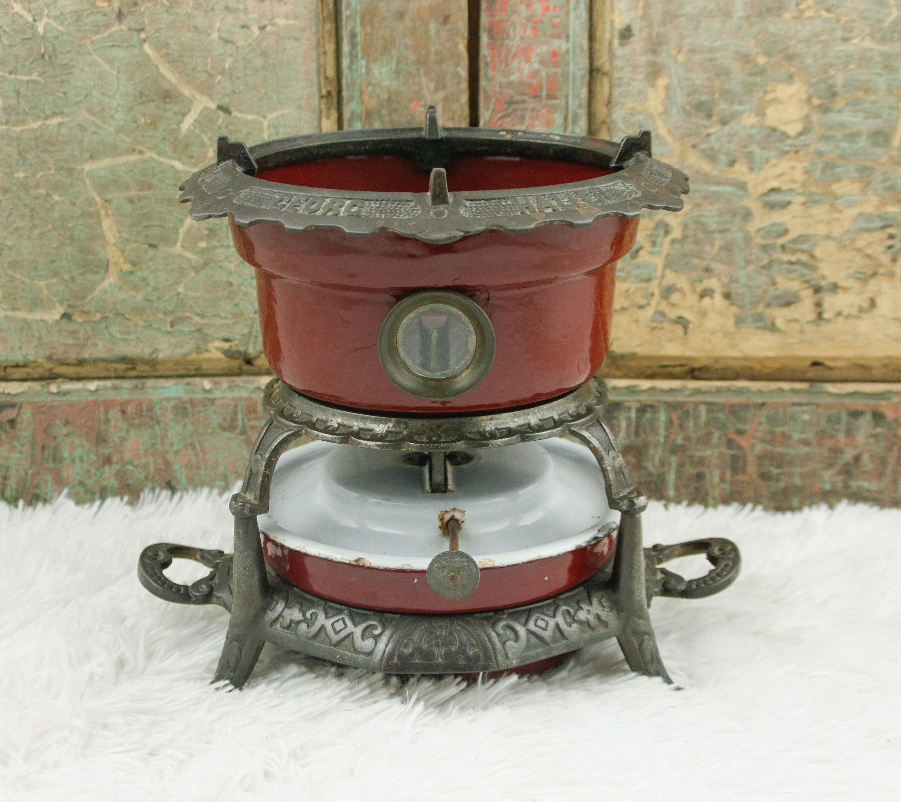 Antique Kerosene Heater for sale | Only 3 left at -65%