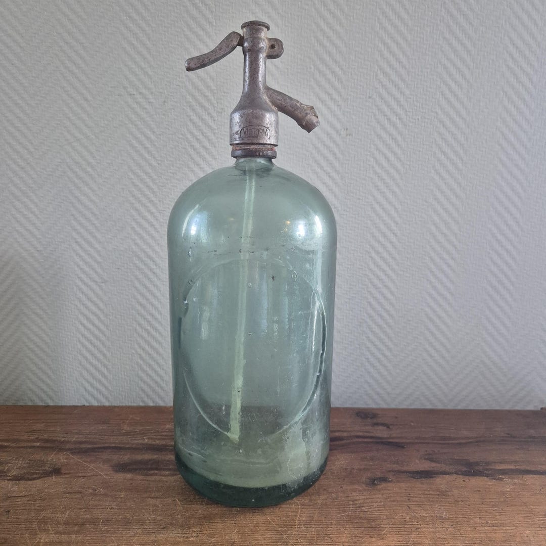 Vtg. Seltzer Bottle VICTORIA Green Glass Embossed Soda Bottle Spray ...