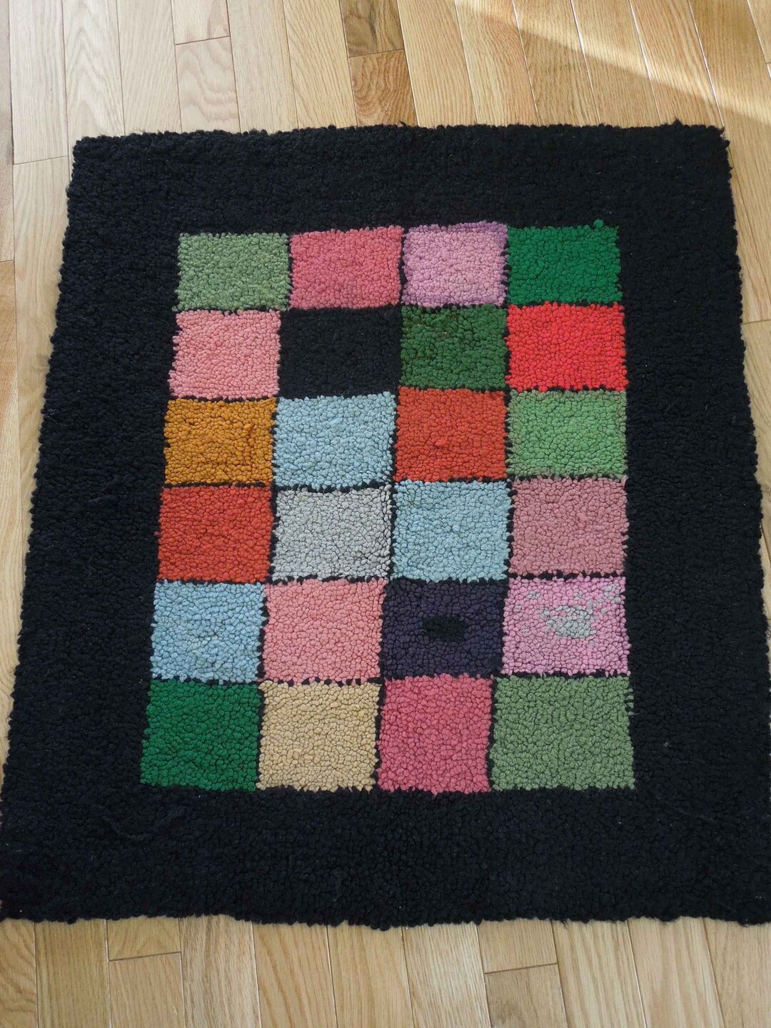 Primitive Hooked Rug. Square Pattern. Wall Art. Rectangular Area Rug. FREE SHIPPING. - Etsy