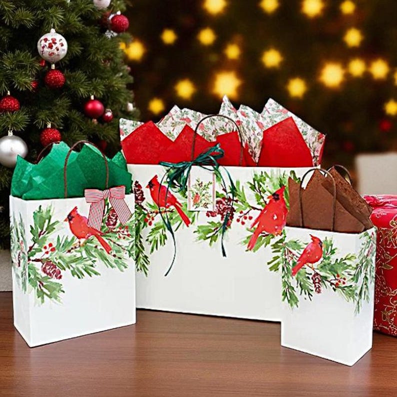 CHRISTMAS CARDINAL Design Print White Kraft Shopping Gift Paper ((bag ...