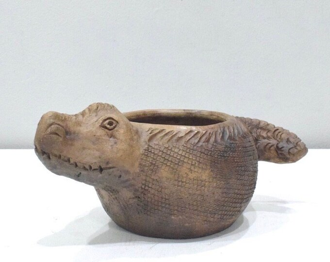 African Brown Crocodile Clay Storage Pot Kenya - Etsy