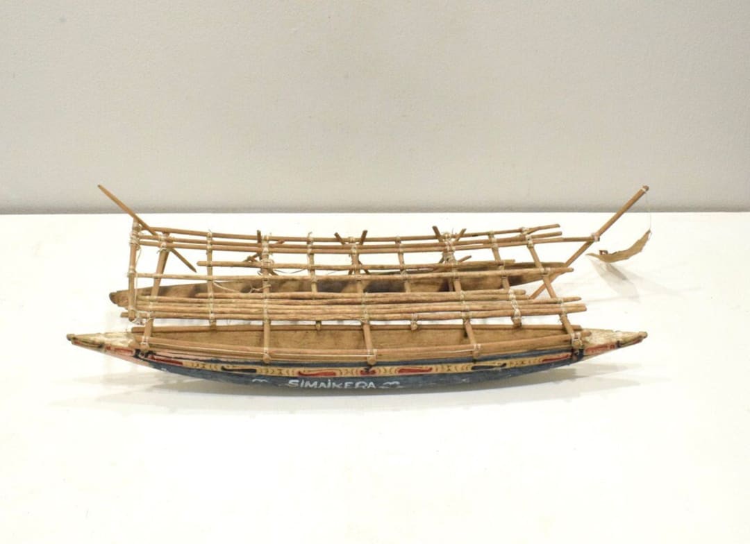 Papua New Guinea Carved Wood Model Canoe - Etsy Australia
