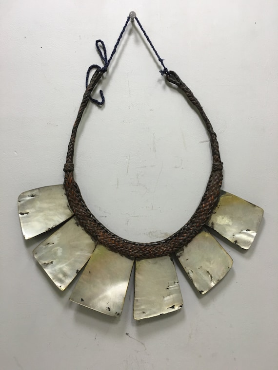 Philippine Ifugao Tribal Shell Necklace Rattan Handma… - Gem