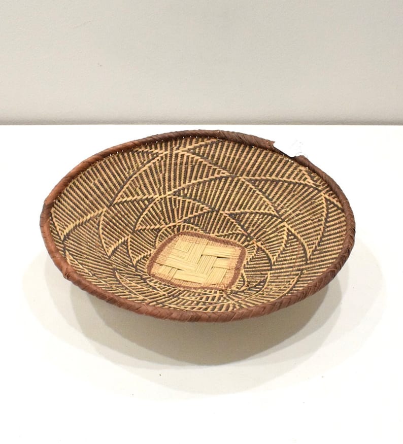 African Tonga Grass Woven Basket Zimbabwe - Etsy