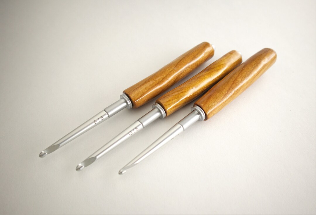 Black Cherry Wood Handled Crochet Hooks - Etsy