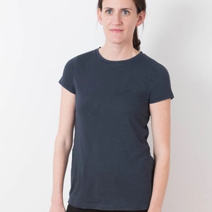 Lark Tee - Paper Sewing Pattern by Grainline Studio - Etsy