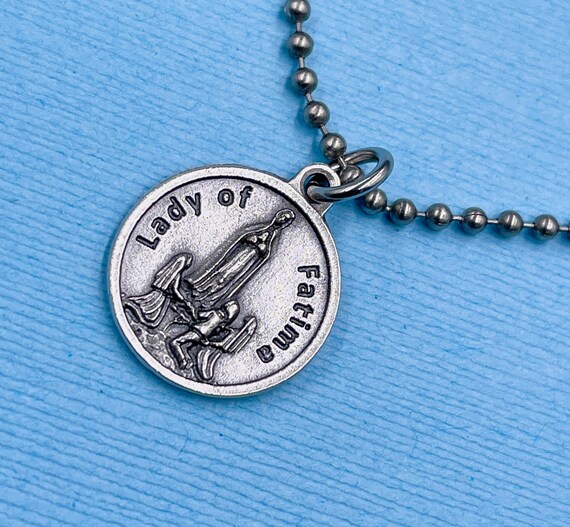 Our Lady of Fatima Necklace Our Lady of Fatima Prayer Medal - Etsy