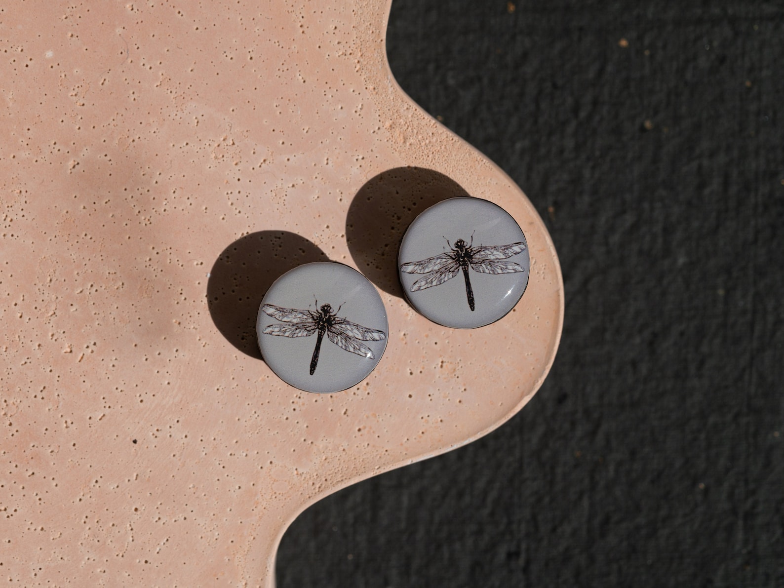 Pair Plugs Dragonfly Image Wooden Gray Ear Clay Tunnels 4,5,6,8,10,12 ...