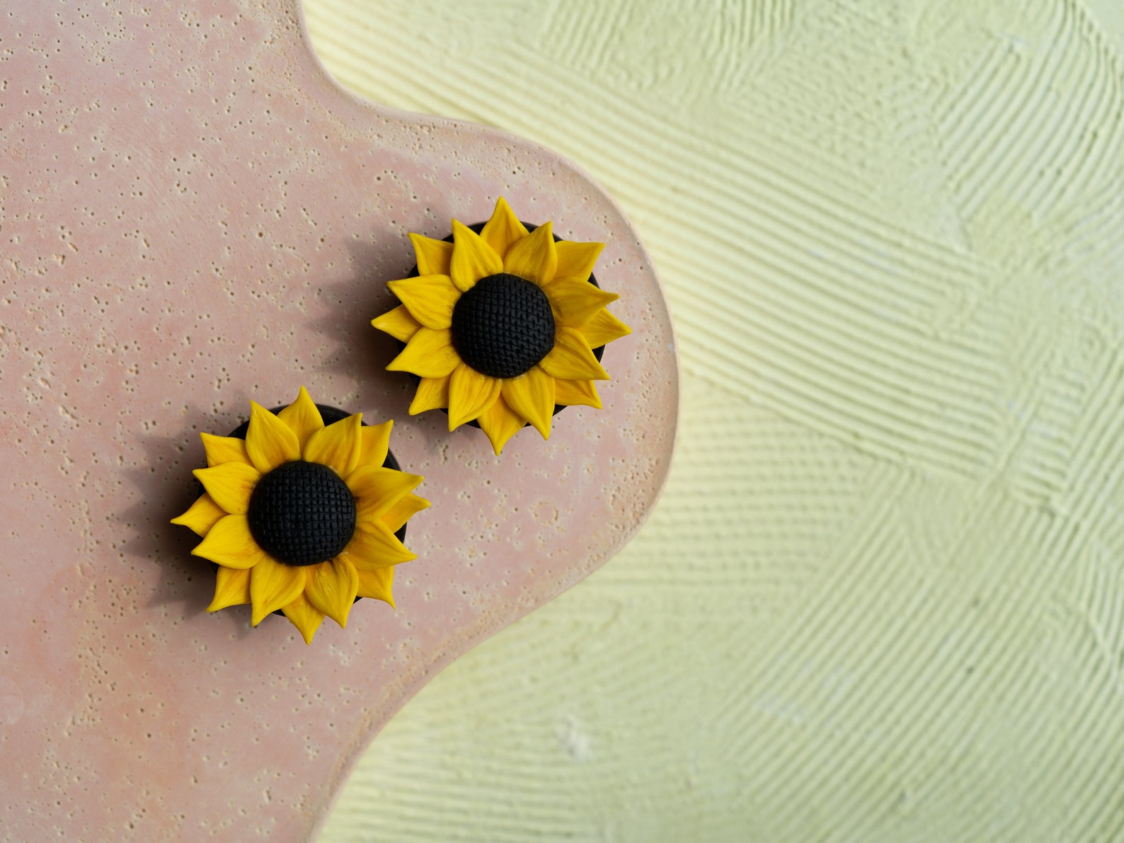 Pair Sunflower Ear Plugs, Floral Yellow Gauges, 8,10,12,14,16,18,20,22 ...