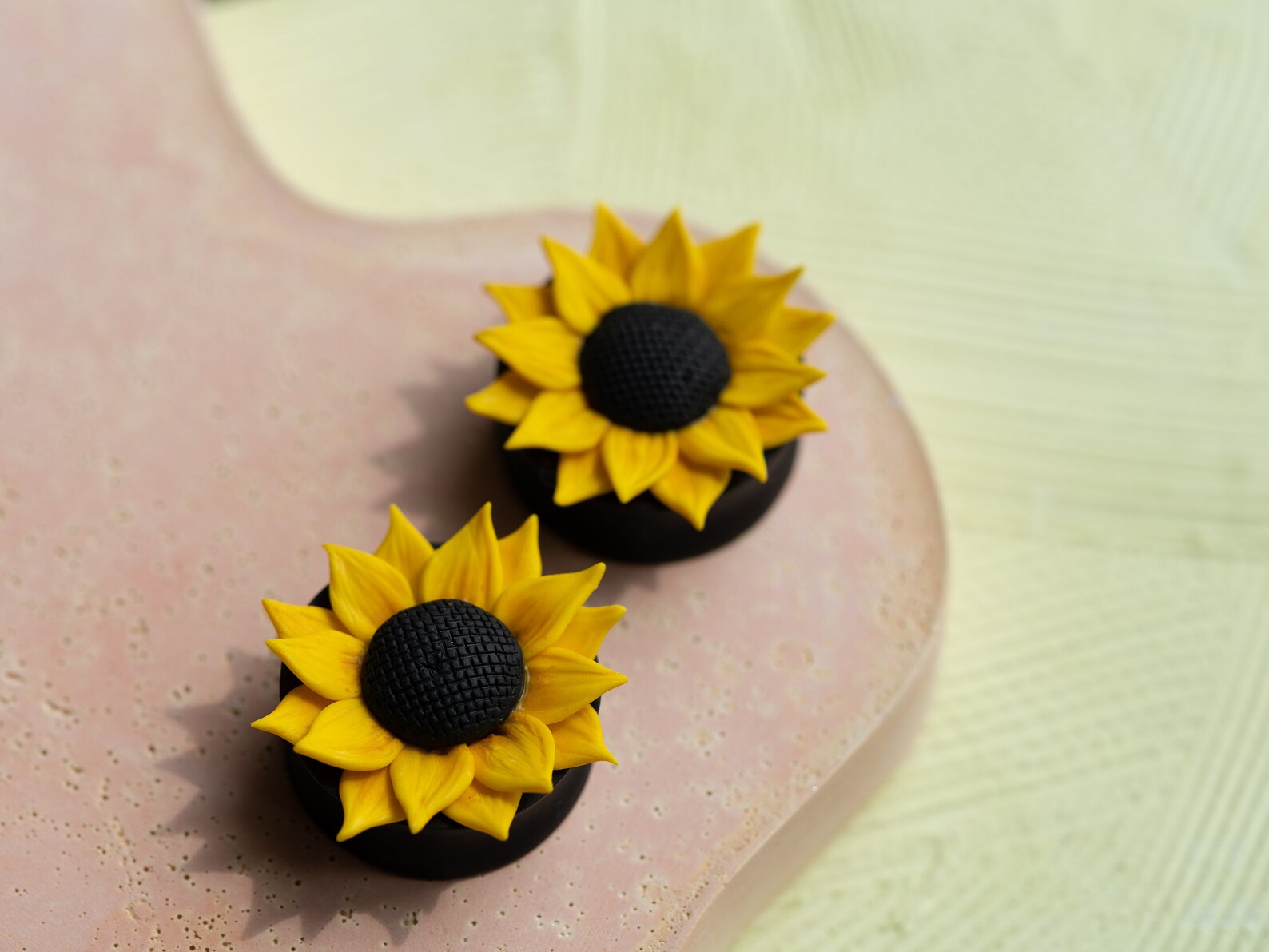 Pair Sunflower Ear Plugs, Floral Yellow Gauges, 8,10,12,14,16,18,20,22 ...