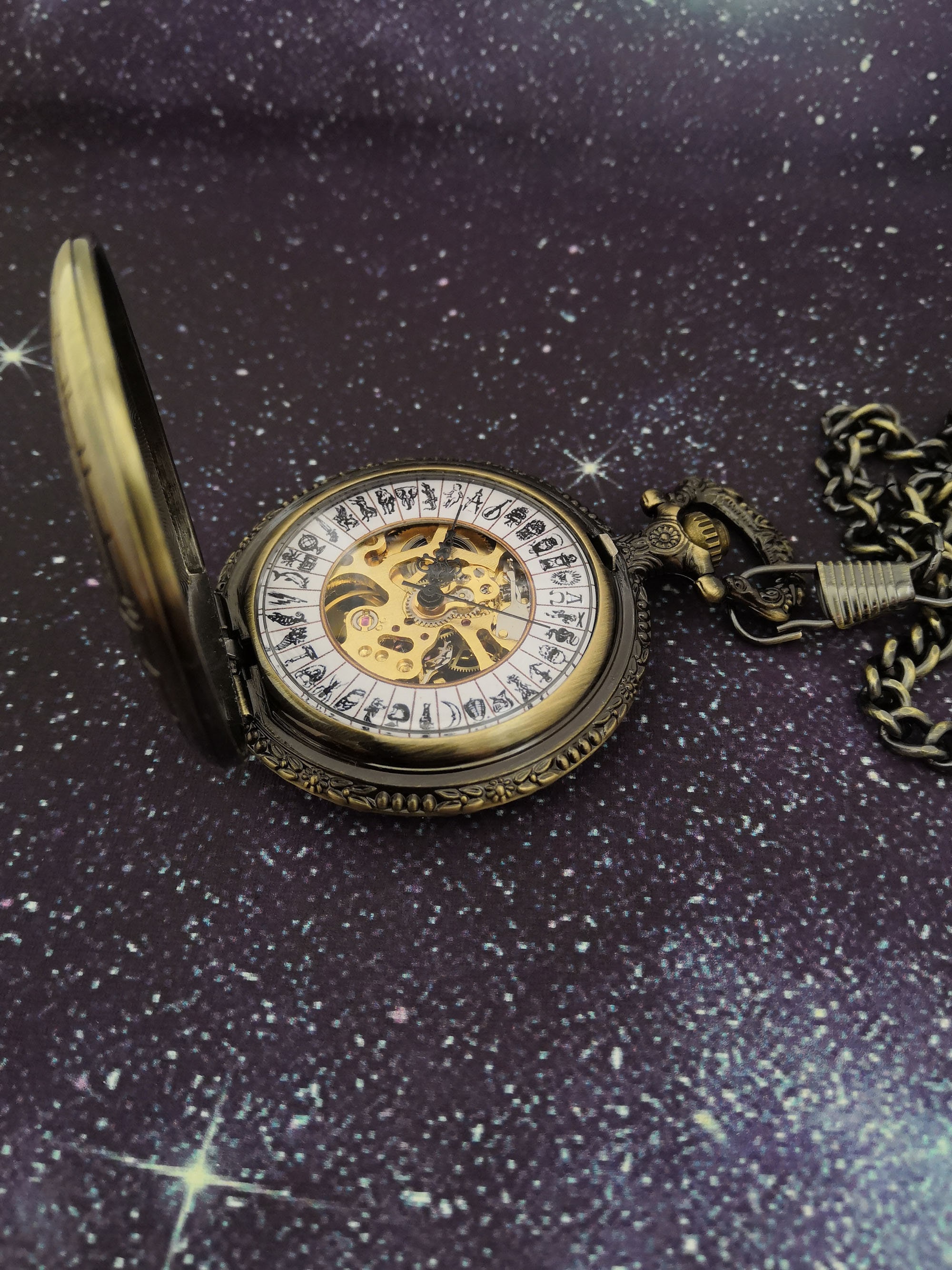 His Dark Materials Alethiometer. Mechanical Pocket Watch / - Etsy UK