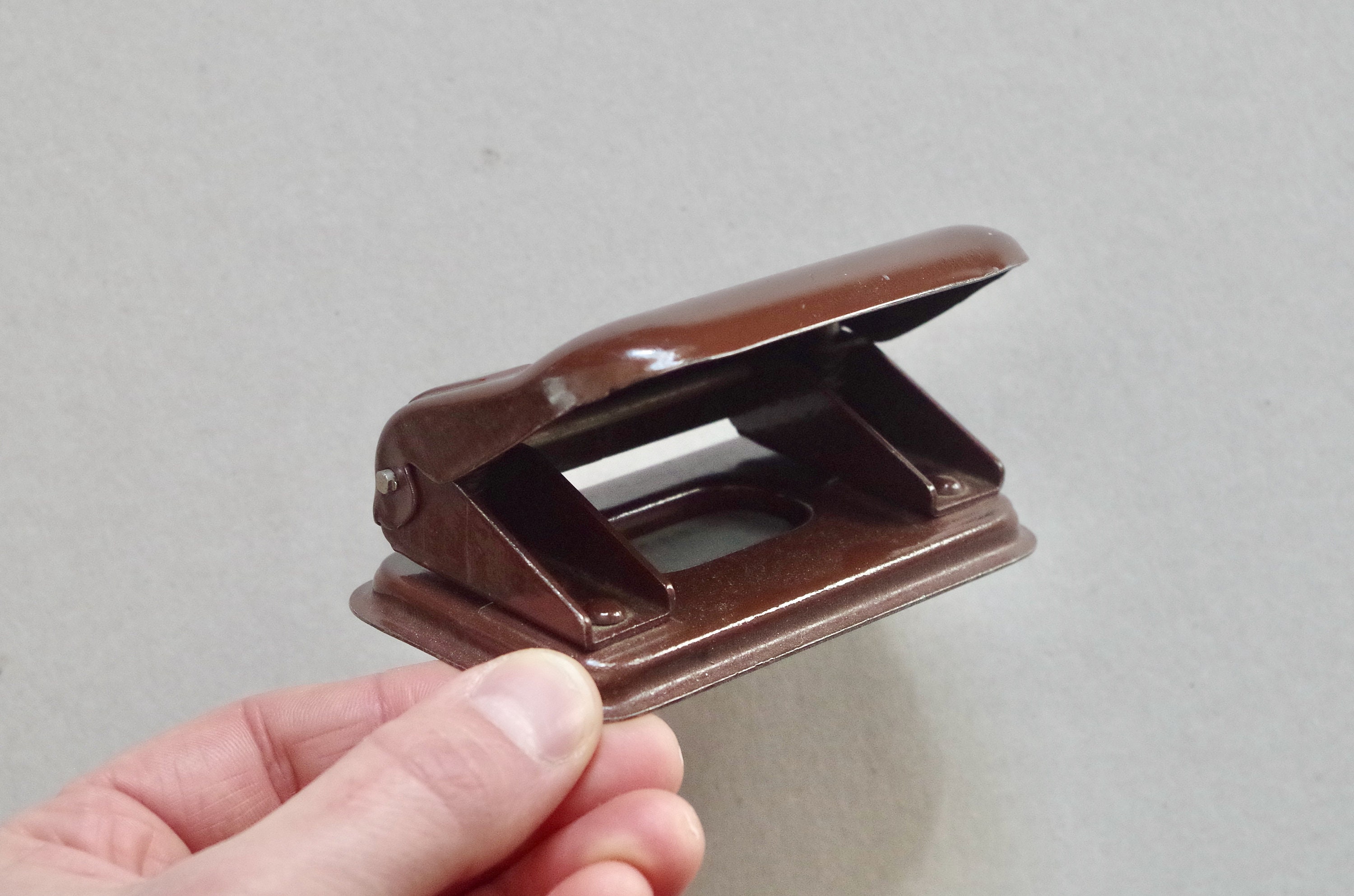 Vintage Hole Punch Paper Perforator Vintage Desk Items Vintage ...