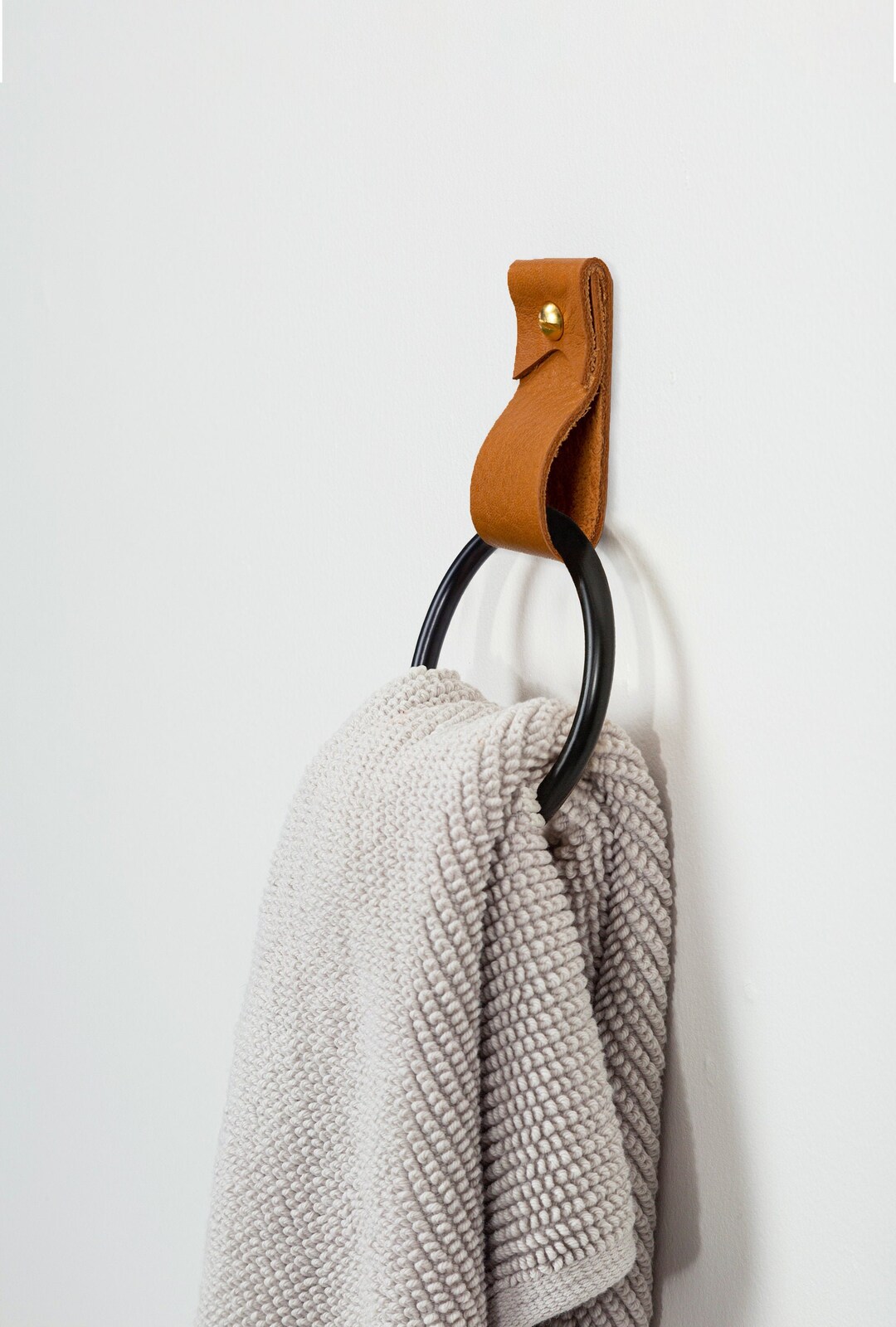 Small Minimalist Leather + Matte Black Wall Hanging Strap Towel Hook ...