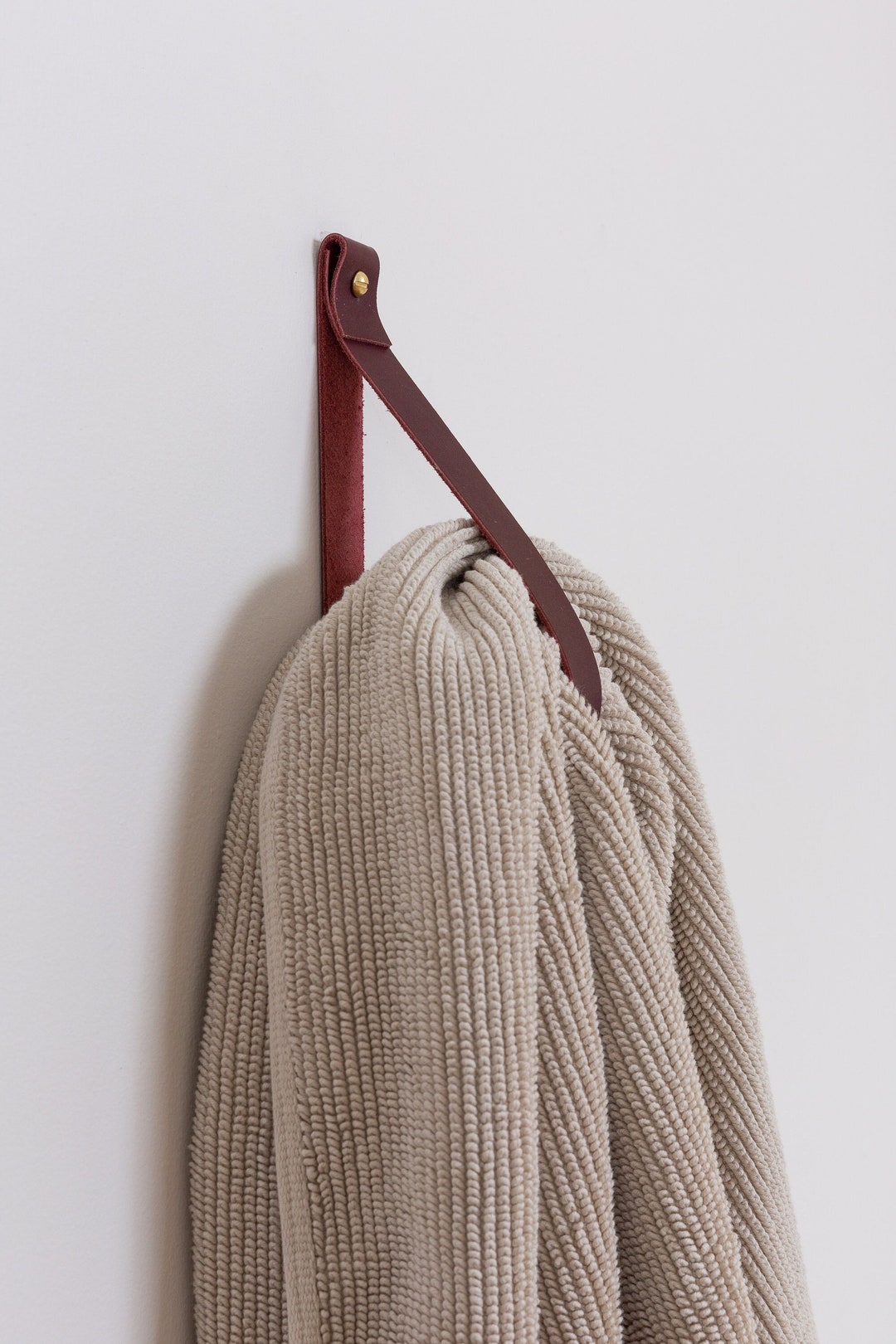 Large Minimalist Leather Display Strap Hanger for Bathroom Towel Holder ...