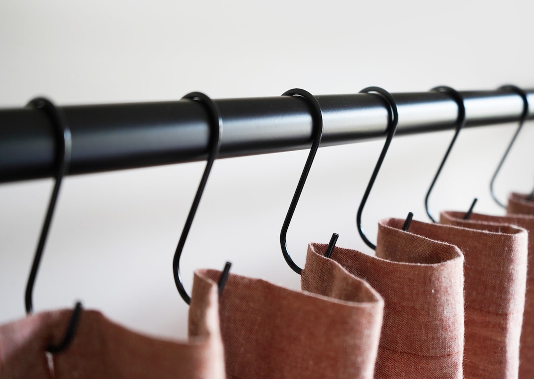 Black Minimalistic Curtain Rod Hooks - 12pk, Stainless Steel, Black ...