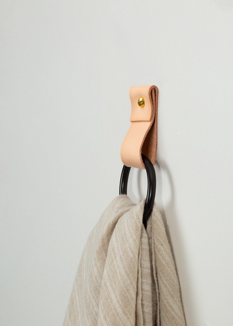 Small Leather Strap Black Ring Wall Hook Wall Hanging Storage Towel ...