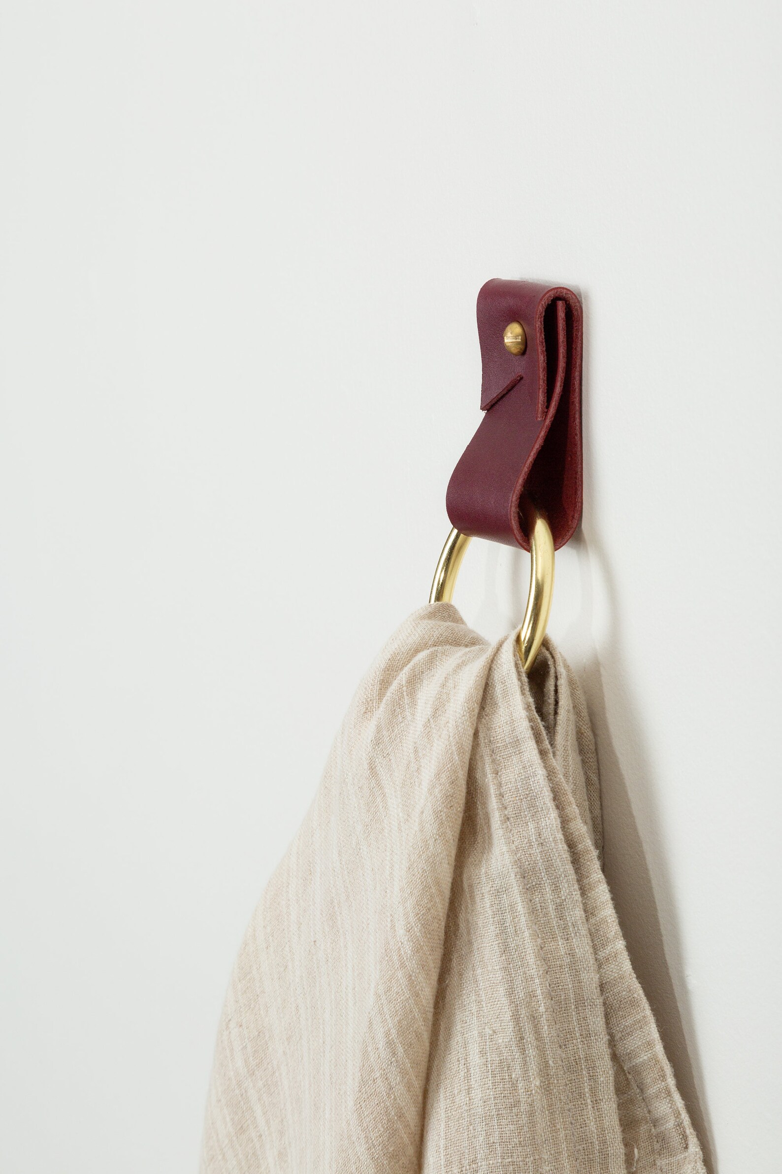 Small Wide Leather Wall Hanging Strap Gold Towel Ring Hook Loop ...